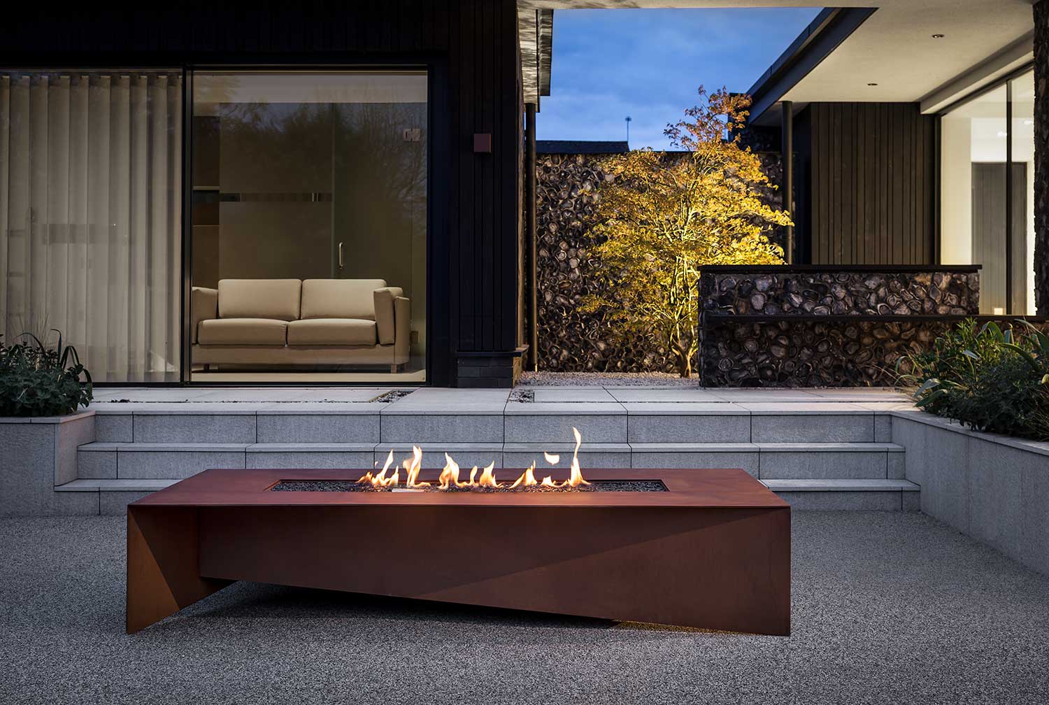 Modern Outdoor Fire Pits | Premium Fire Pits by Paloform